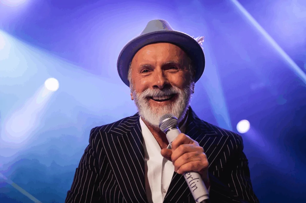 Dino Merlin – Biografija, najveći hitovi i koncerti